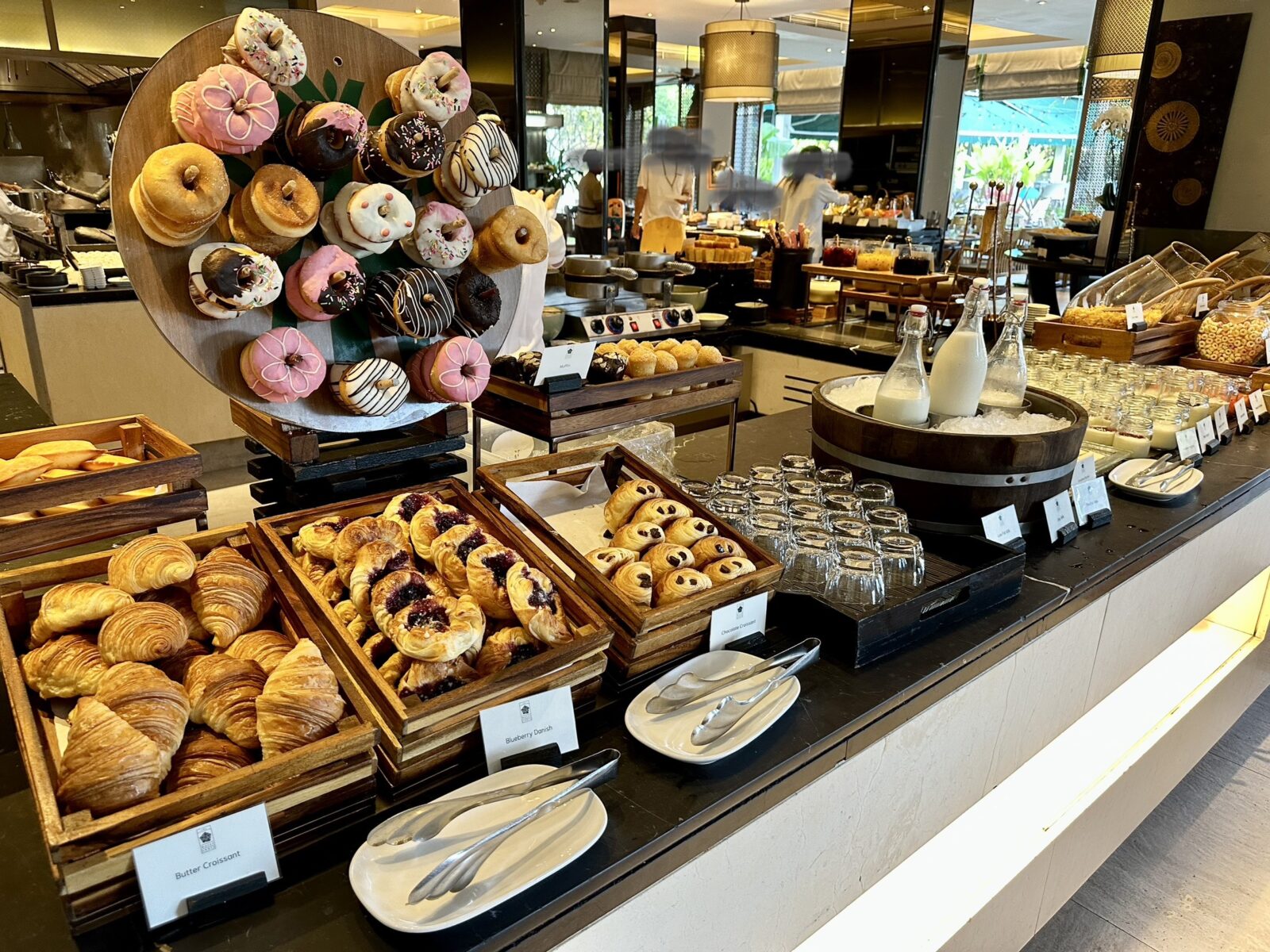 【バンヤンツリー・プーケット宿泊記（後編）】The Watercourtでの朝食ブッフェを紹介〜南国フルーツとスパークングワインを堪能 ...