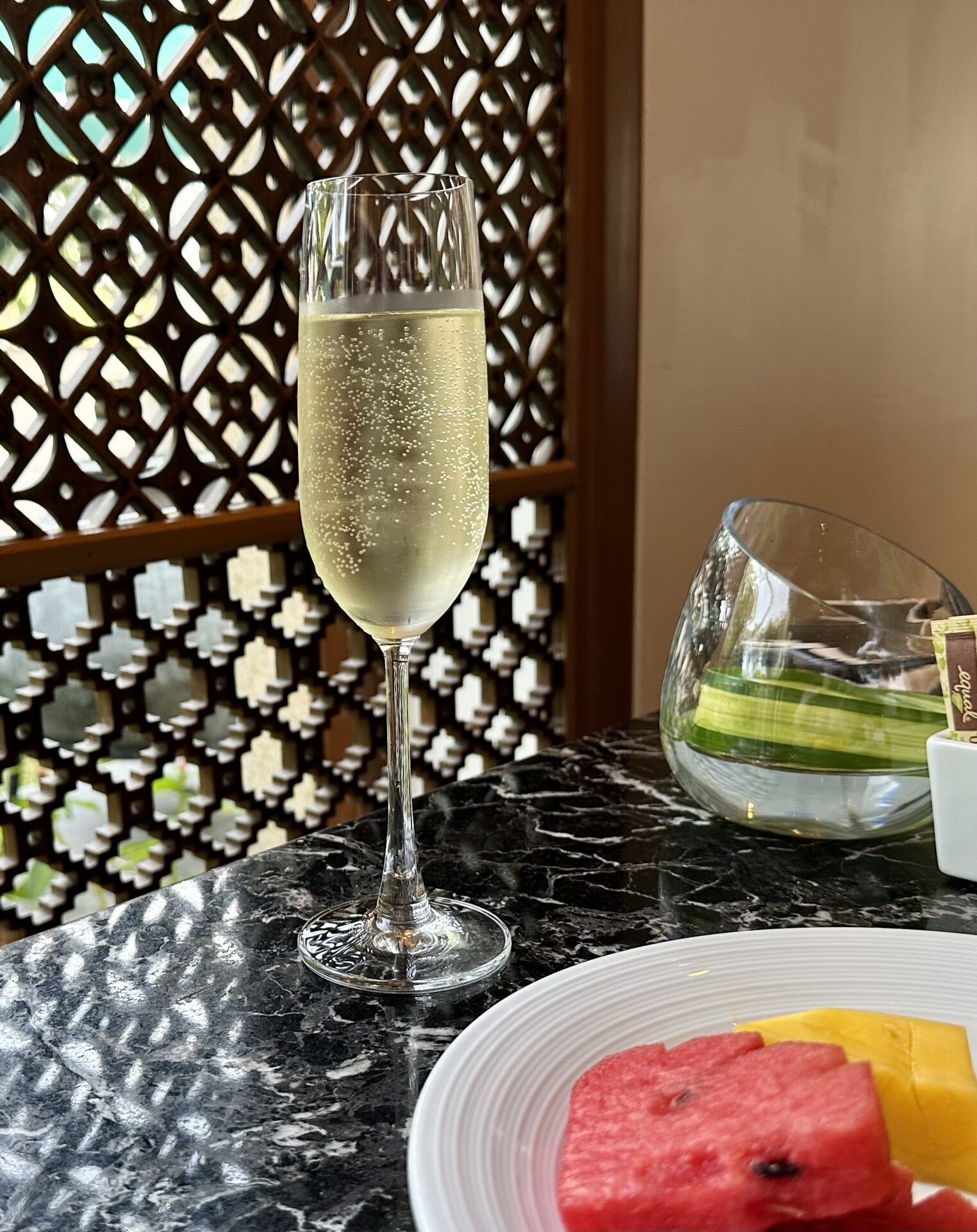 【バンヤンツリー・プーケット宿泊記（後編）】The Watercourtでの朝食ブッフェを紹介〜南国フルーツとスパークングワインを堪能 ...