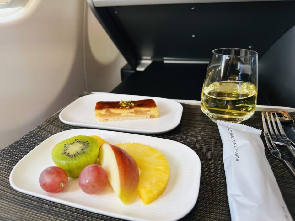 アラスカ航空マイルで行くスターラックス航空ビジネスクラス（KIX→TPE）バリ島旅行のおまけ特典フライト | むらさきマイラー夫婦が行く！